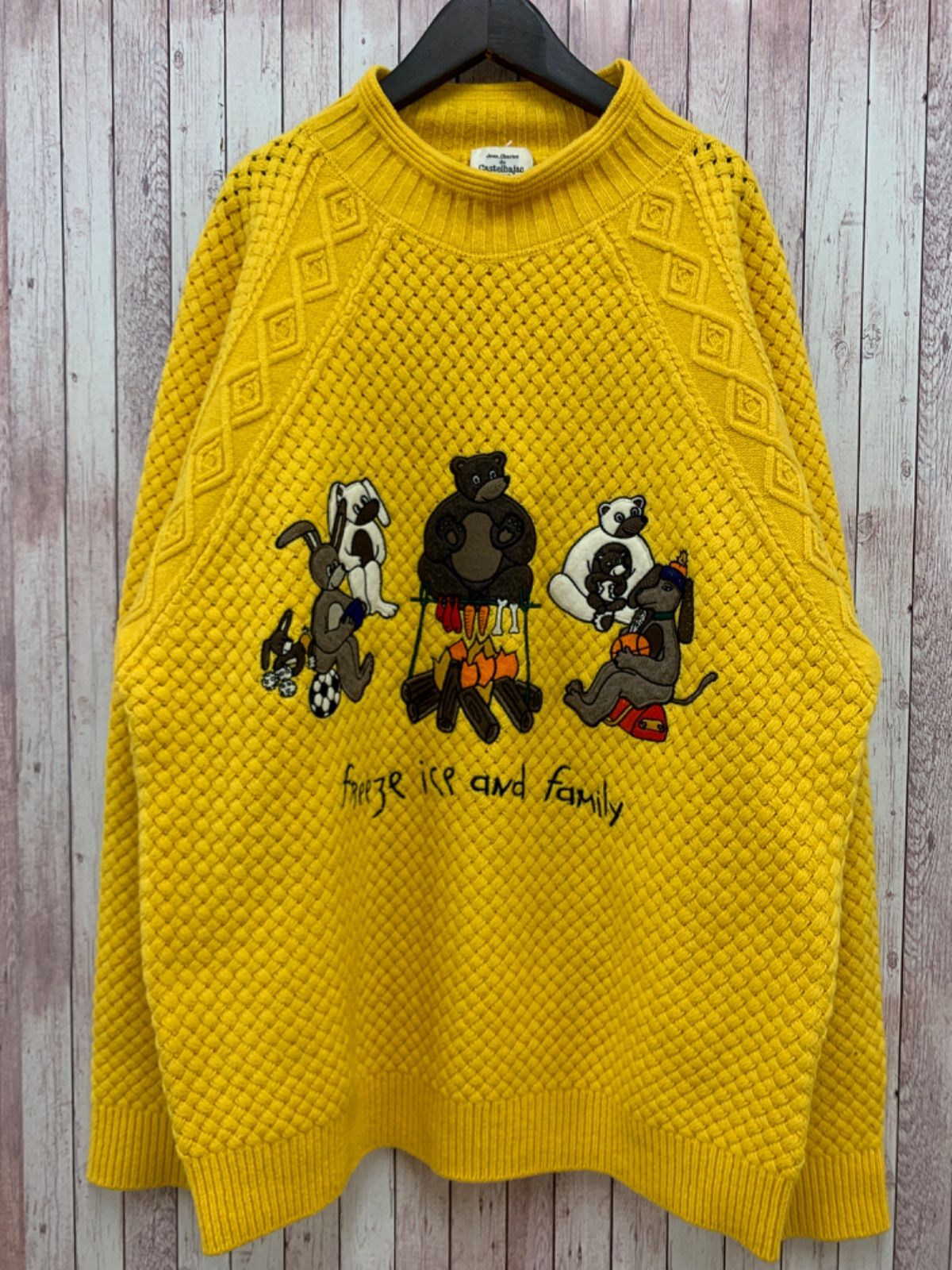 ☆CASTELBAJAC sport カステルバジャック ハイネック 長袖ニット サイズ4 アニマル ワッペン ウール 黄色 メンズ ...