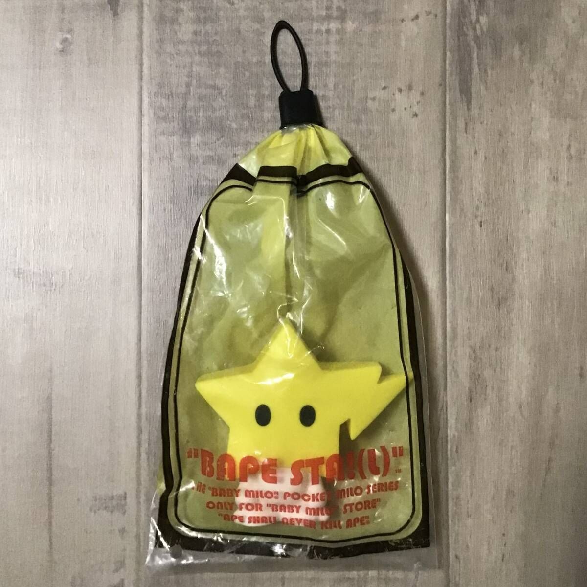 ★未開封★ BAPE STA フィギュア イエロー a bathing ape star figure BAPE PLAY エイプ ベイプ ...