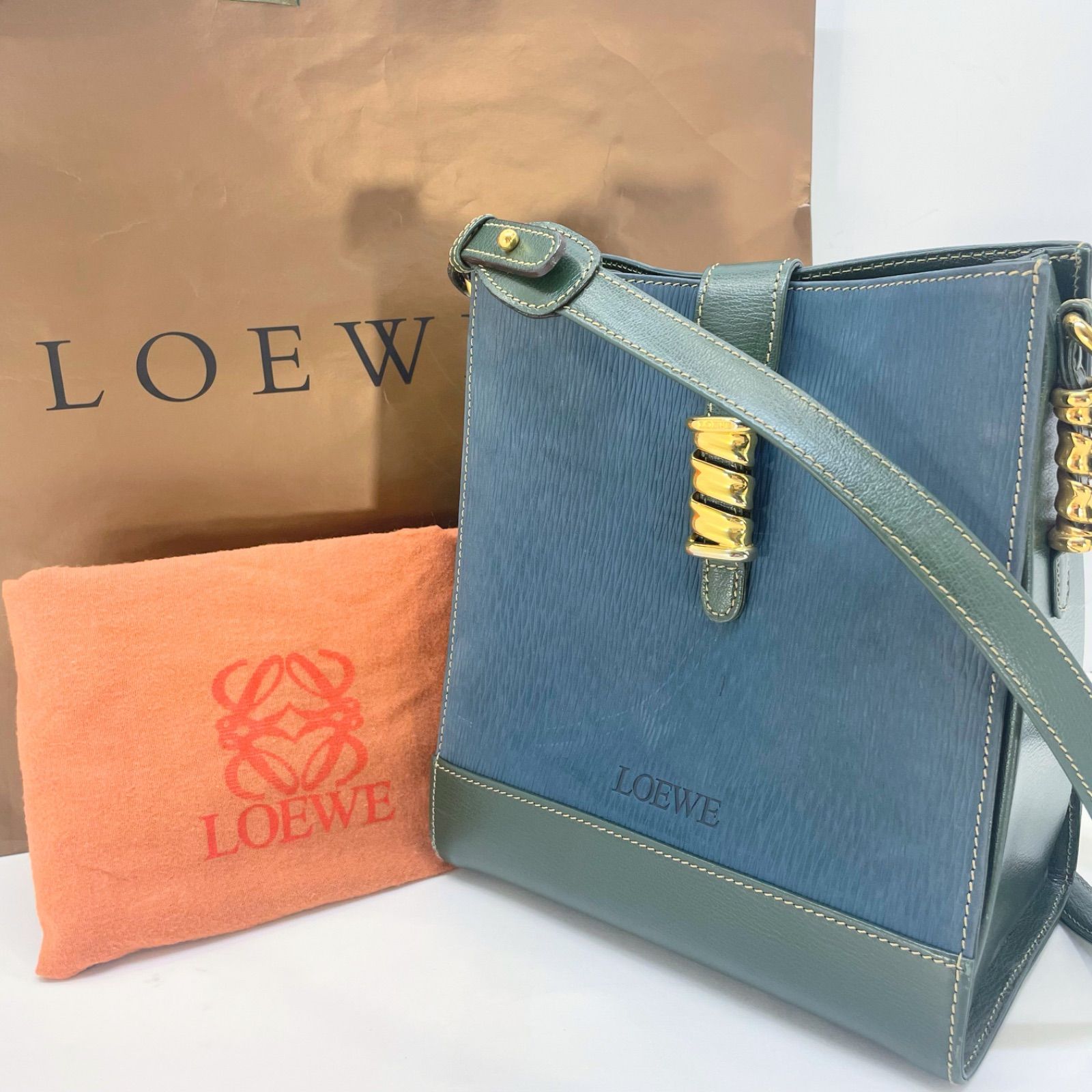 美品 LOEWE ロエベ ベラスケス レザー ワンショルダーバッグ クロスボディ 斜め掛け 肩掛け レディース カバン グリーン×ブルー 保存 ...