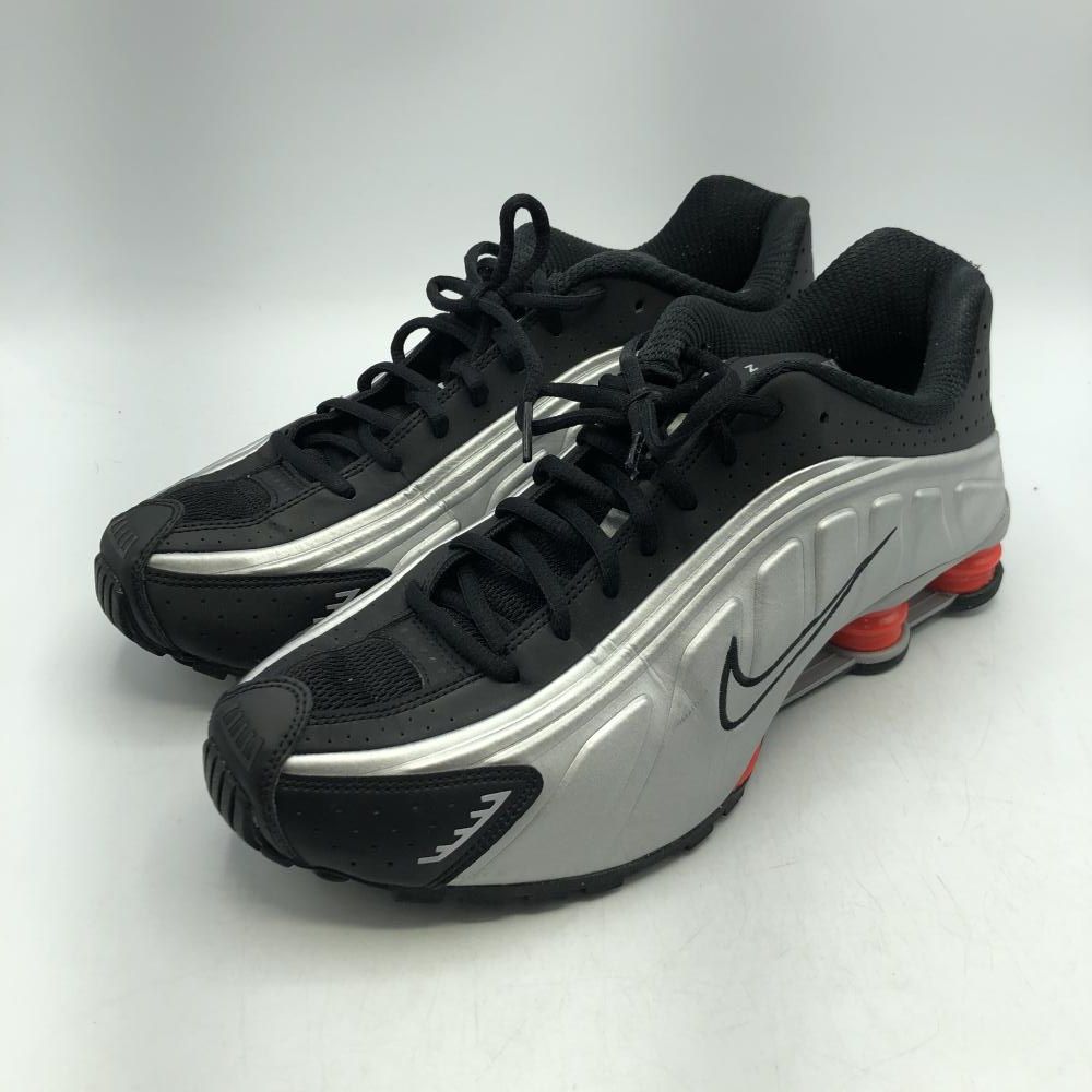 【中古】Nike Shox R4 "Metallic Silver/Red" 29cm (2024) HQ1988-002 ナイキ ショックス メタリックシルバー レッド ローカットスニーカー ...