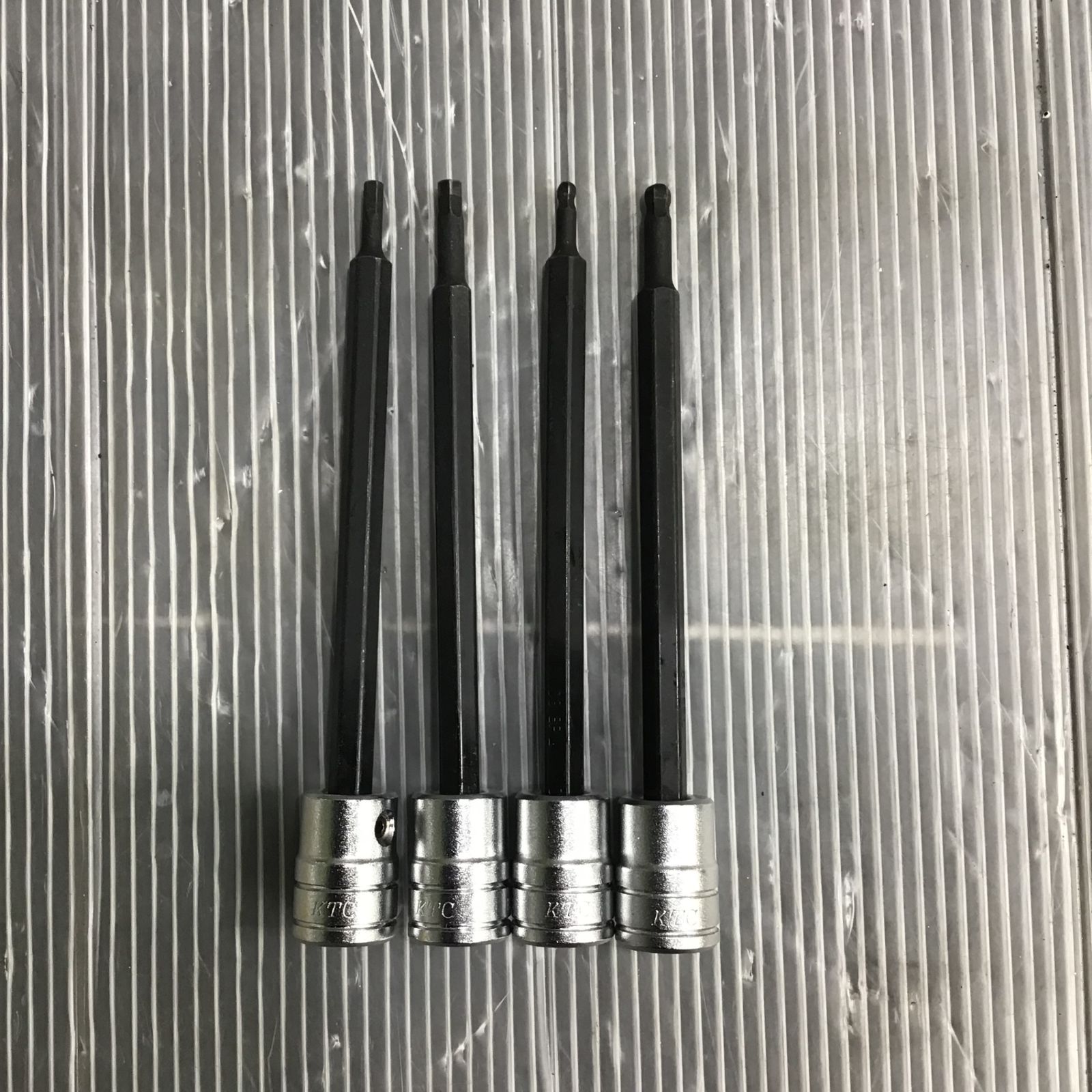 KTC ロングヘキサゴンビットソケット ロングボールポイントヘキサゴンビットソケット BT2【中古品】 - メルカリ