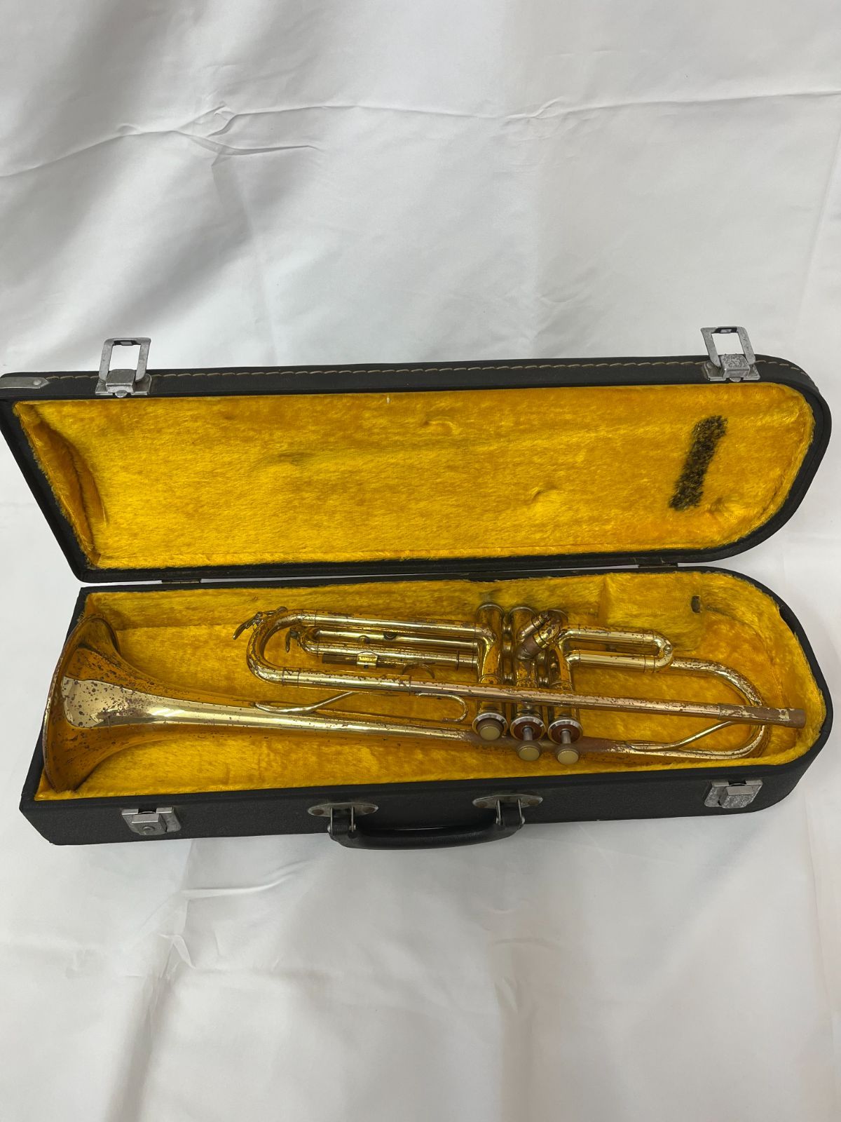 【中古・ジャンク品】ヤマハ トランペット YTR-235 ラッカーはげ多数 - メルカリ