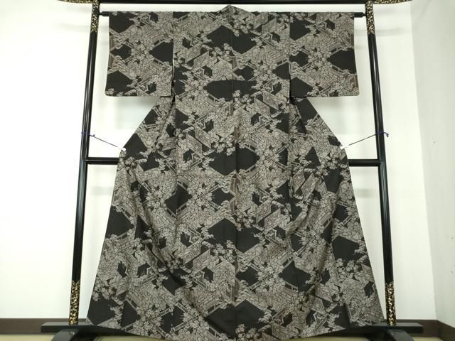 平和屋着物○本場大島紬 9マルキ 吉祥丸文 やまと誂製 正絹 逸品