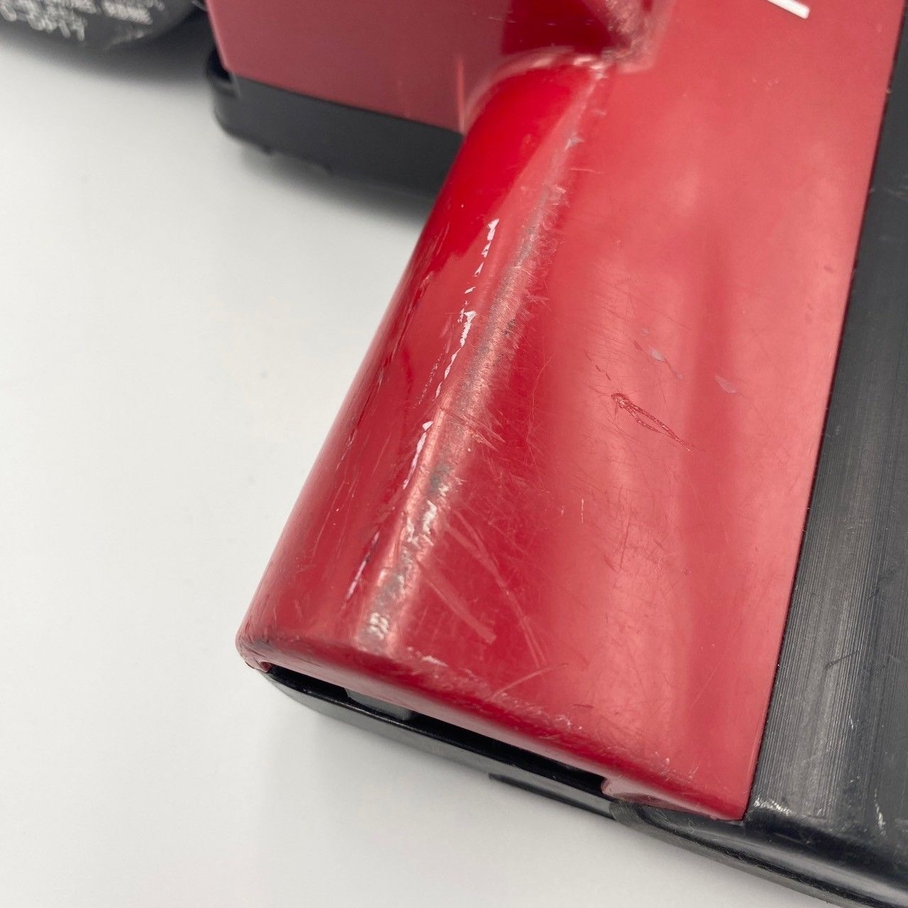 【簡易清掃済】日立 （型番：D-DP17） 掃除機 ヘッド 回転ブラシ 床ブラシ クリーナー HITACHI （色：赤 レッド 黒 ブラック） - メルカリ