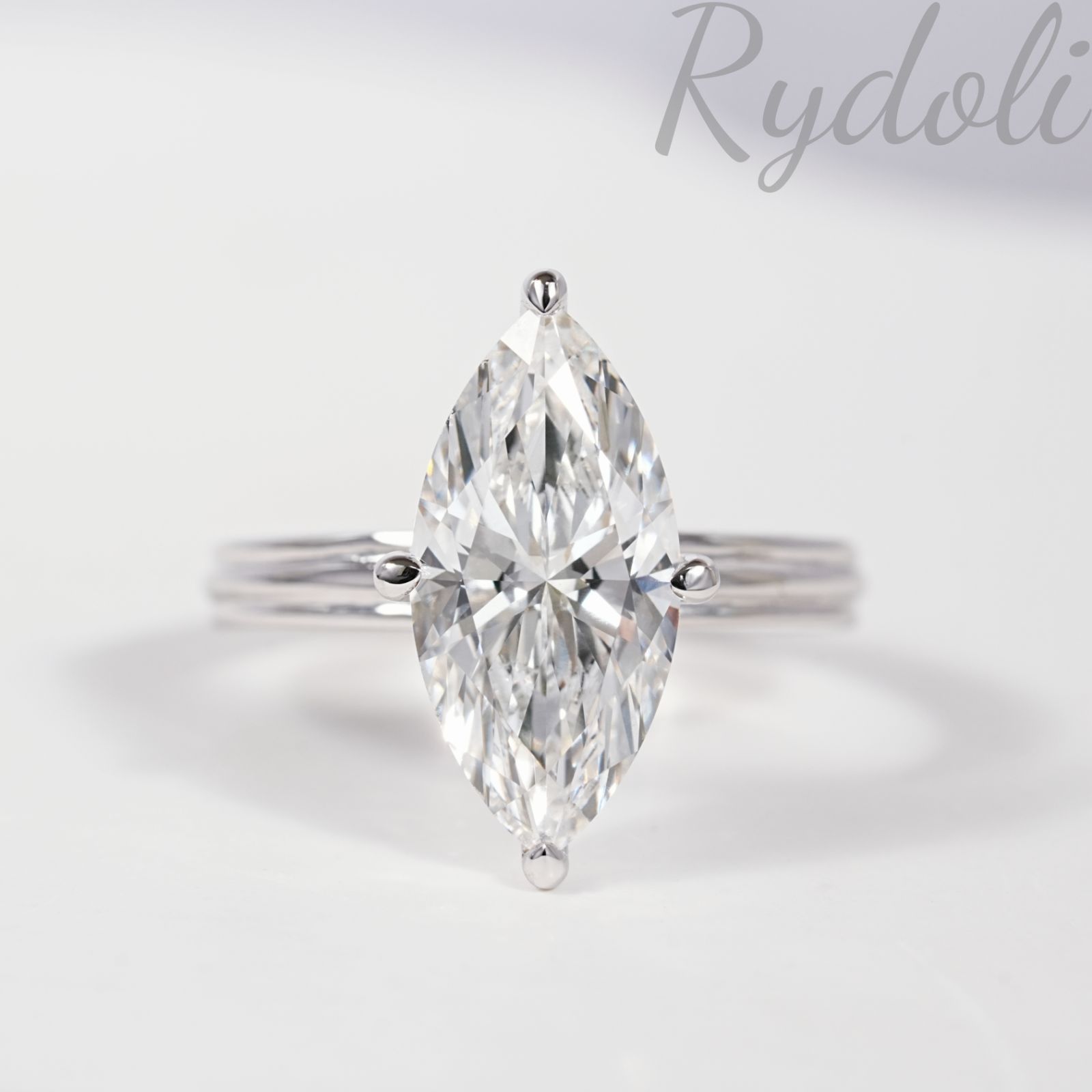 K18 3ct E VVS2 オーダーメイドダイヤリング ラボグロウンダイヤモンド IGI鑑定書付き マーキスカットダイヤモンド LGD 定番の結婚指輪 誕生日記念日プレゼント 華やかな ...