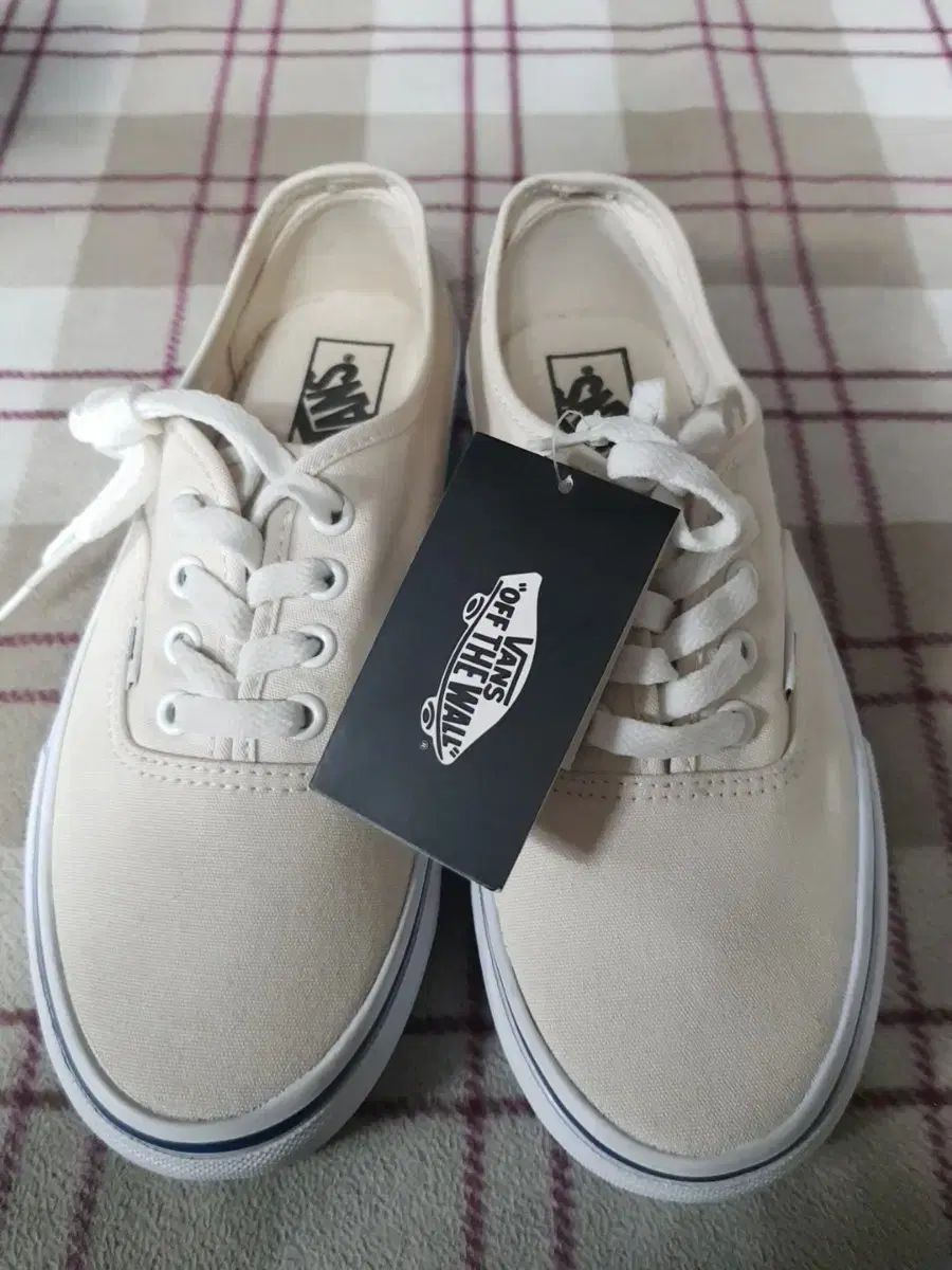 【雷市場（ポンジャン）商品韓国直送】 VANS(バンズ) レディース 靴 US7 240 - メルカリ