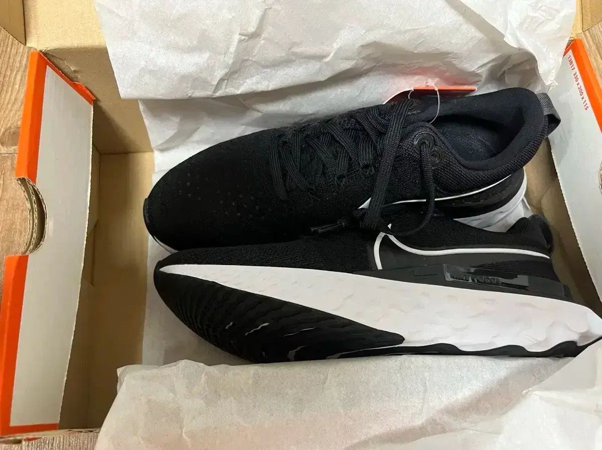 新品 NIKE(ナイキ) リアクト インフィニティ 2 255mm - メルカリ