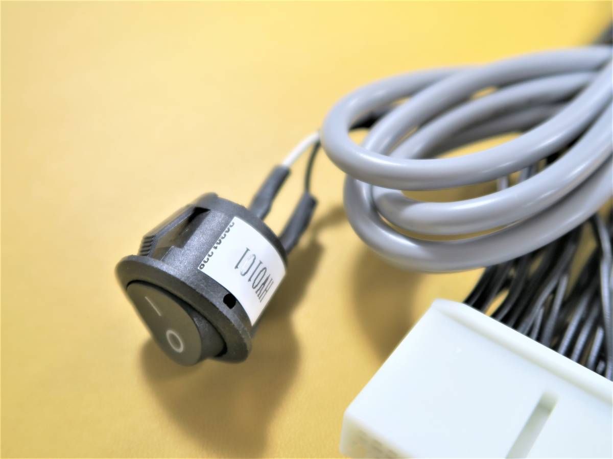 80VOXY ヴォクシー80系 80NOAH ノア80 ESQUIRE エスクァイア ハリアー60 ハリアー80系 PRIUS30汎用 トヨタ純正ナビ対応 TVキャンセラーハーネス スイッチ付 ...