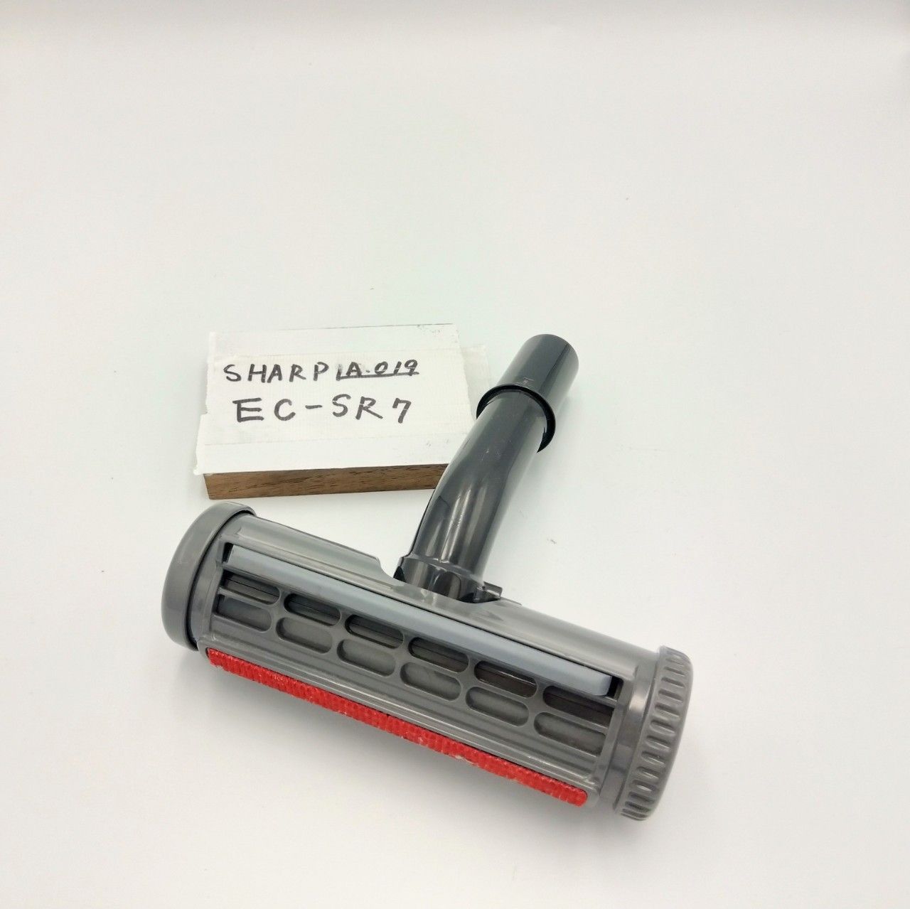 【簡易清掃済】SHARP （型番：EC-SR7） 掃除機 布団掃除ヘッド 回転ブラシ 床ブラシ クリーナー シャープ （色：灰色 グレー） - メルカリ