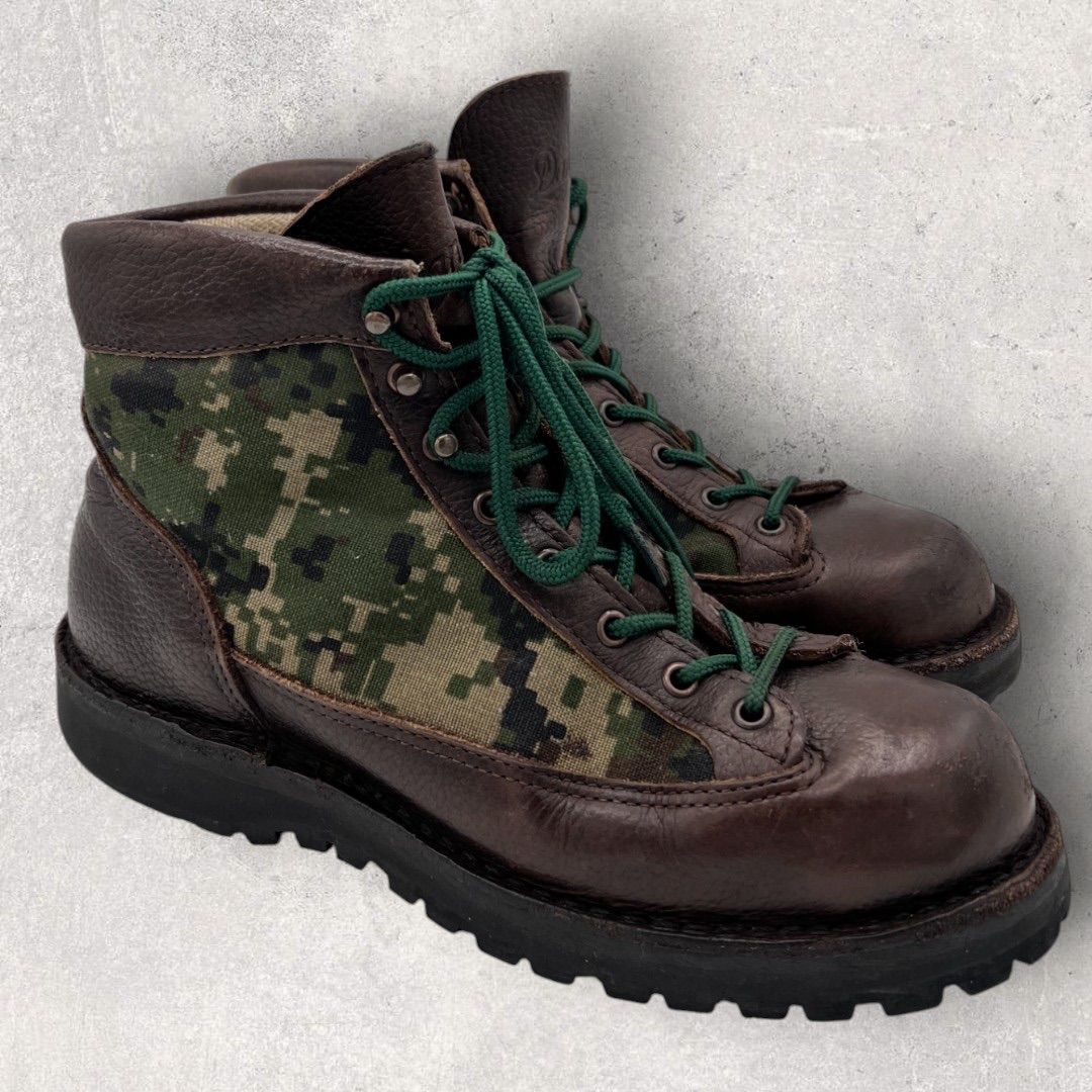 DANNER(ダナー)DEAD STOCK MODEL DANNER LIGHT CAMO(絶版モデル ダナーライト デジタルカモフラージュ ...