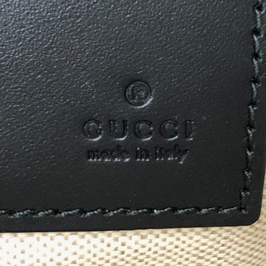 超美品 GUCCI グッチ GGスプリーム キングスネーク セカンド 超美品 GUCCI グッチ GGスプリーム キングスネーク セカンド