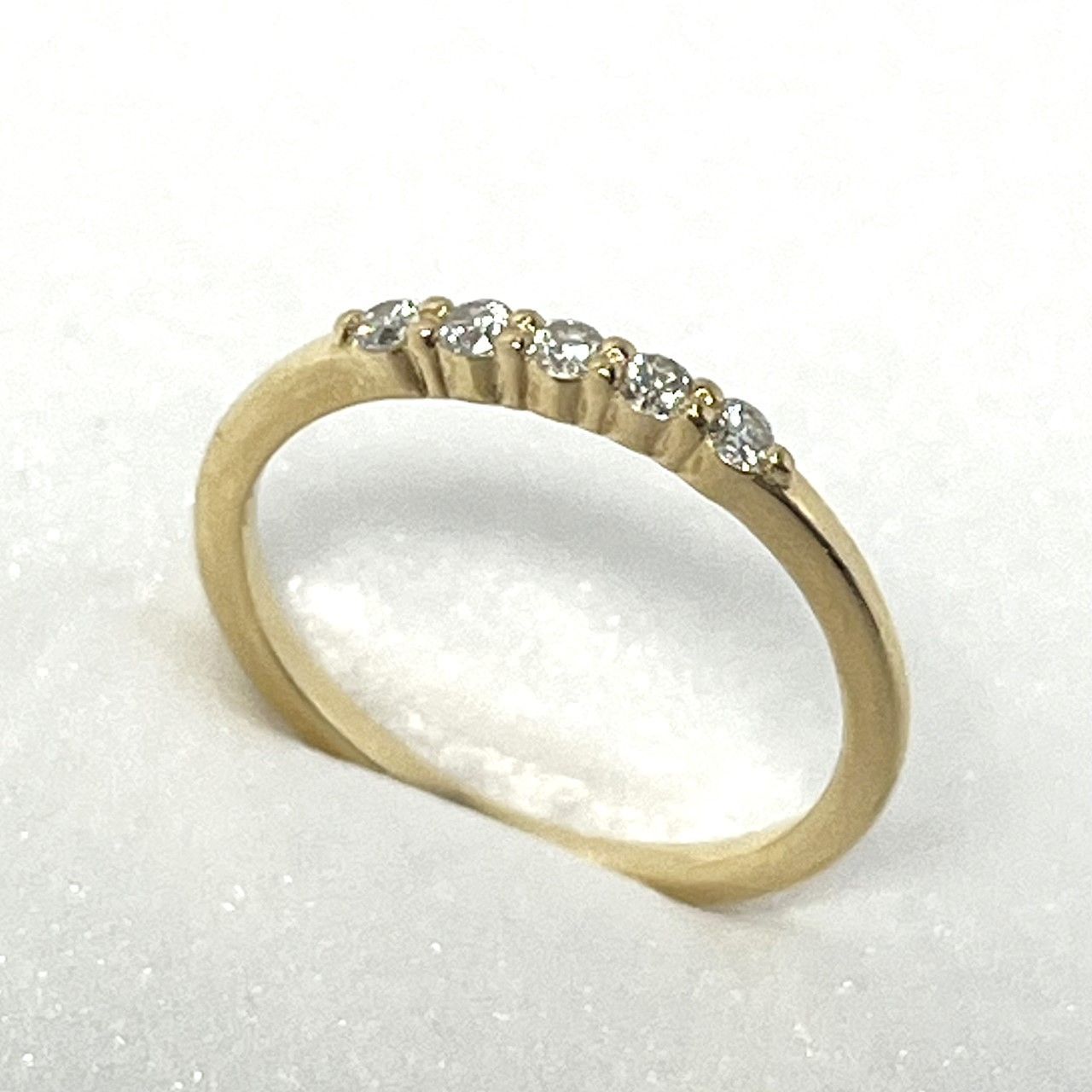 AHKAH アーカー エメピンキー リング K18YG 5Pダイヤモンド0.10ct 3号 ブランドジュエリー アクセサリー 指輪 18金 イエローゴールド 5ポイント ピンキーリング ...