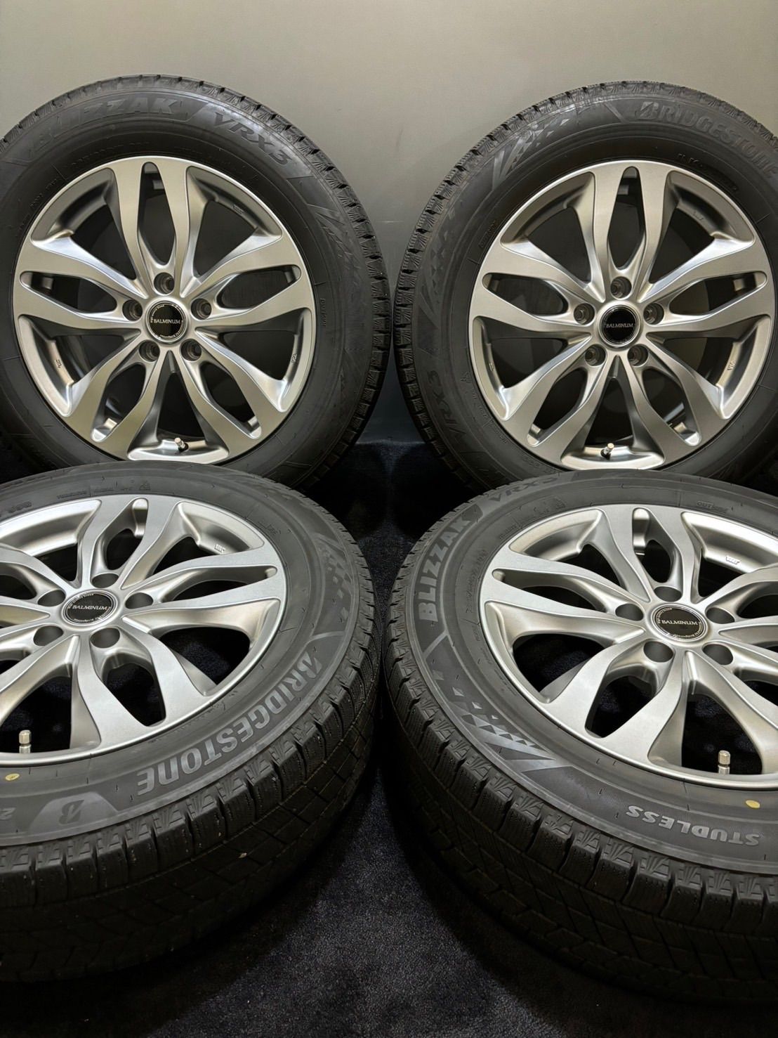 ★225/60R17 BRIDGESTONE/VRX3 23年製 BALMINUM 17インチ 7J +38 114.3 5H スタッドレス 4本 アルファード ヴェルファイア (南7 ...