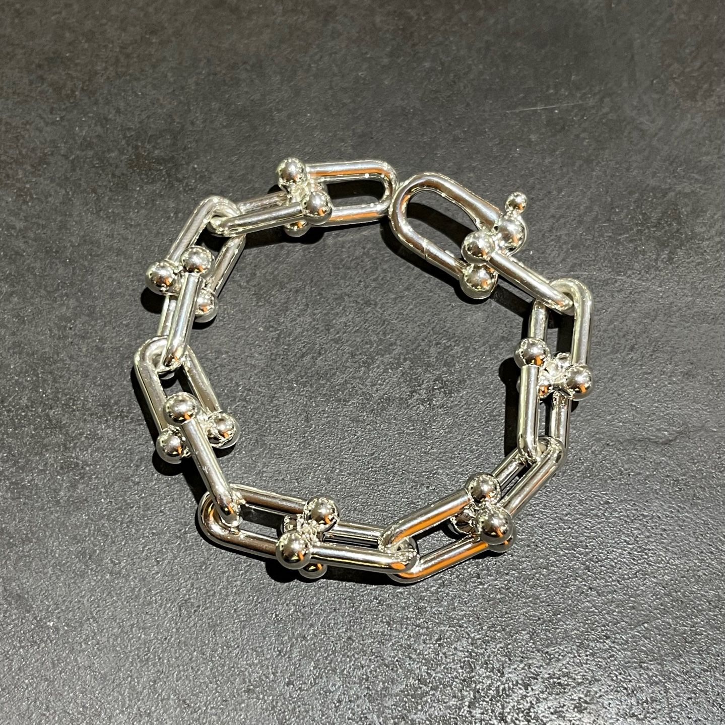 国内正規 新品同様 TIFFANY&CO. ハードウェア リンク ブレスレット ティファニー - 買取MOTTOメルカリshops - メルカリ