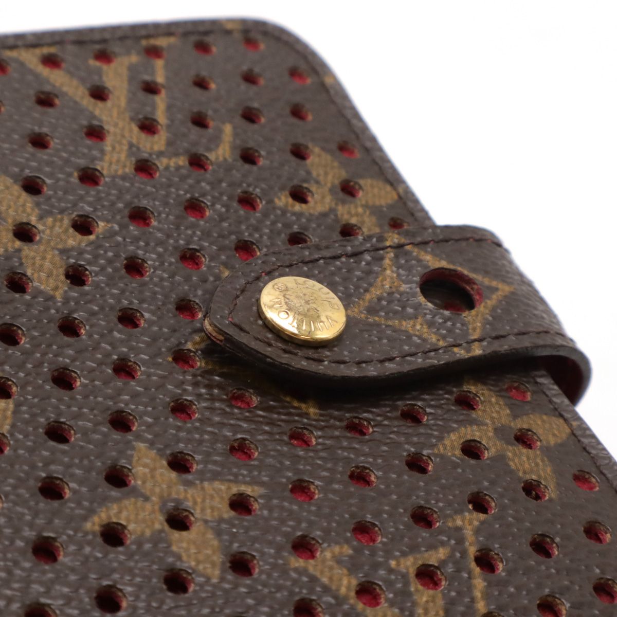 LOUIS VUITTON ルイ ヴィトン モノグラムペルフォ コンパクト LOUIS VUITTON ルイ ヴィトン モノグラムペルフォ コンパクト