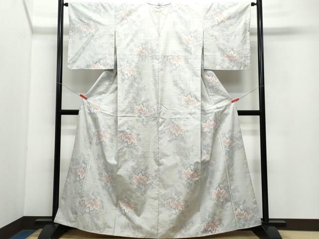 平和屋着物○本場大島紬 白大島 7マルキ 唐草文 正絹 逸品 CAAW3942vf