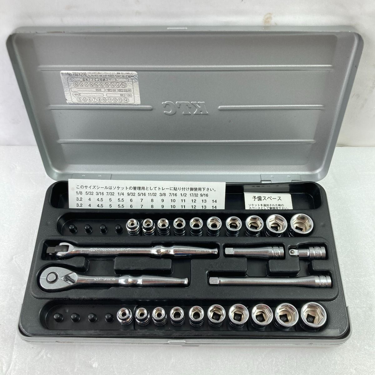 KTC ケーティーシー 6.3sq.ソケットレンチセット(25点) ミリ・インチサイズ 差込角6.35mm ケース付 TB2X20B シルバー - メルカリ