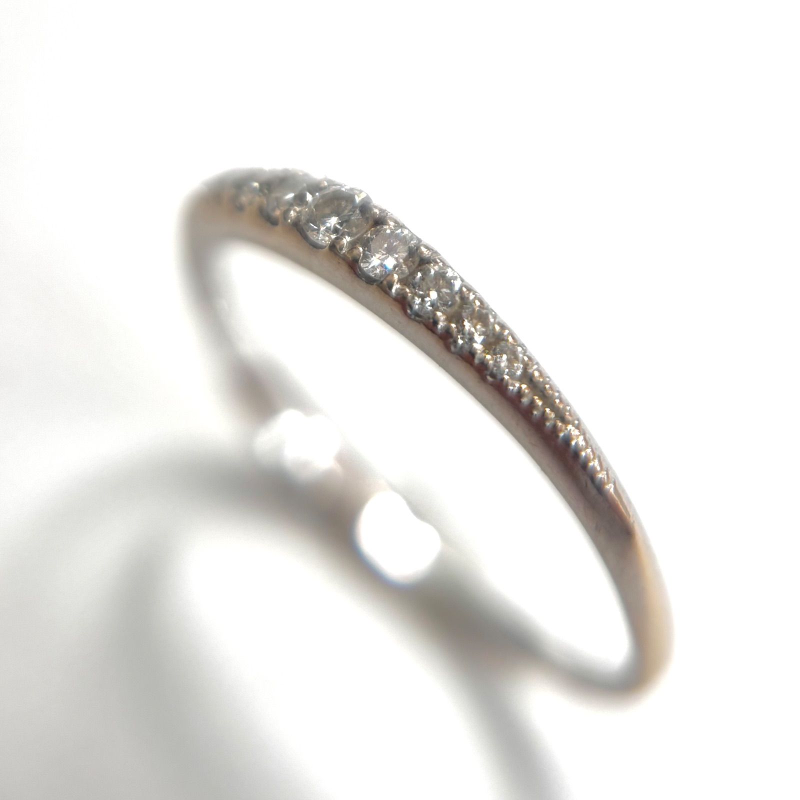 【美品⭐️K18とダイヤモンドのデザインリング】 刻印はK18 ダイヤモンド0.14ct. 重さ約1.4g 幅約2mm （AYA）0250414010920STO - メルカリ