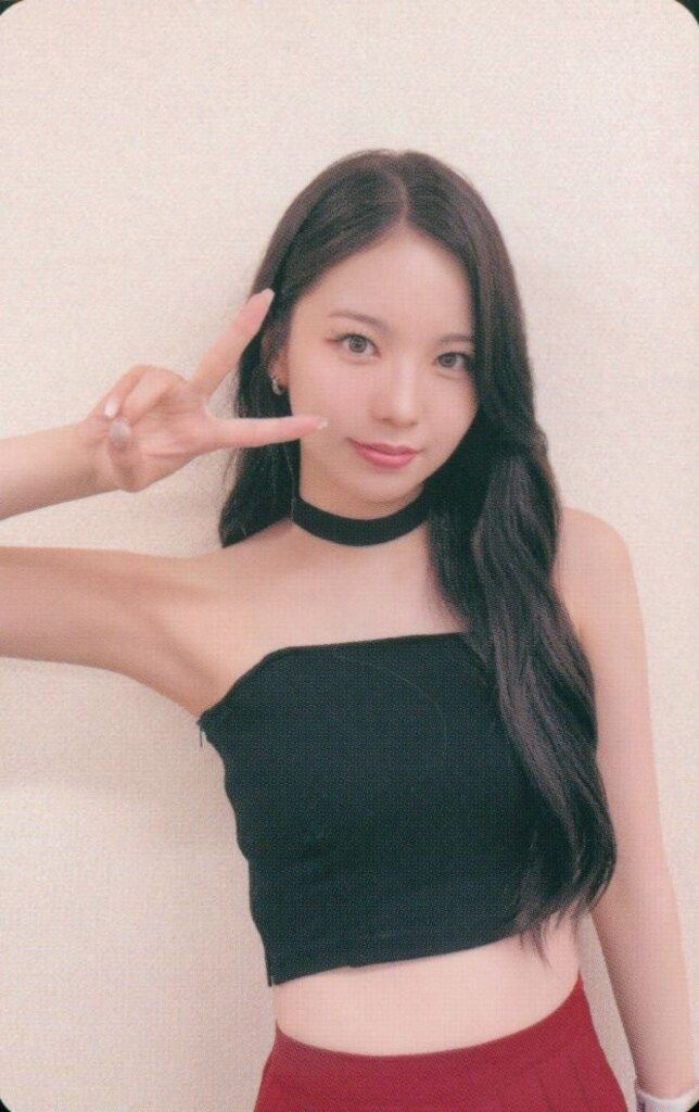 NiziU offline Venue Limited Edition AYAKA COCONUT - メルカリ