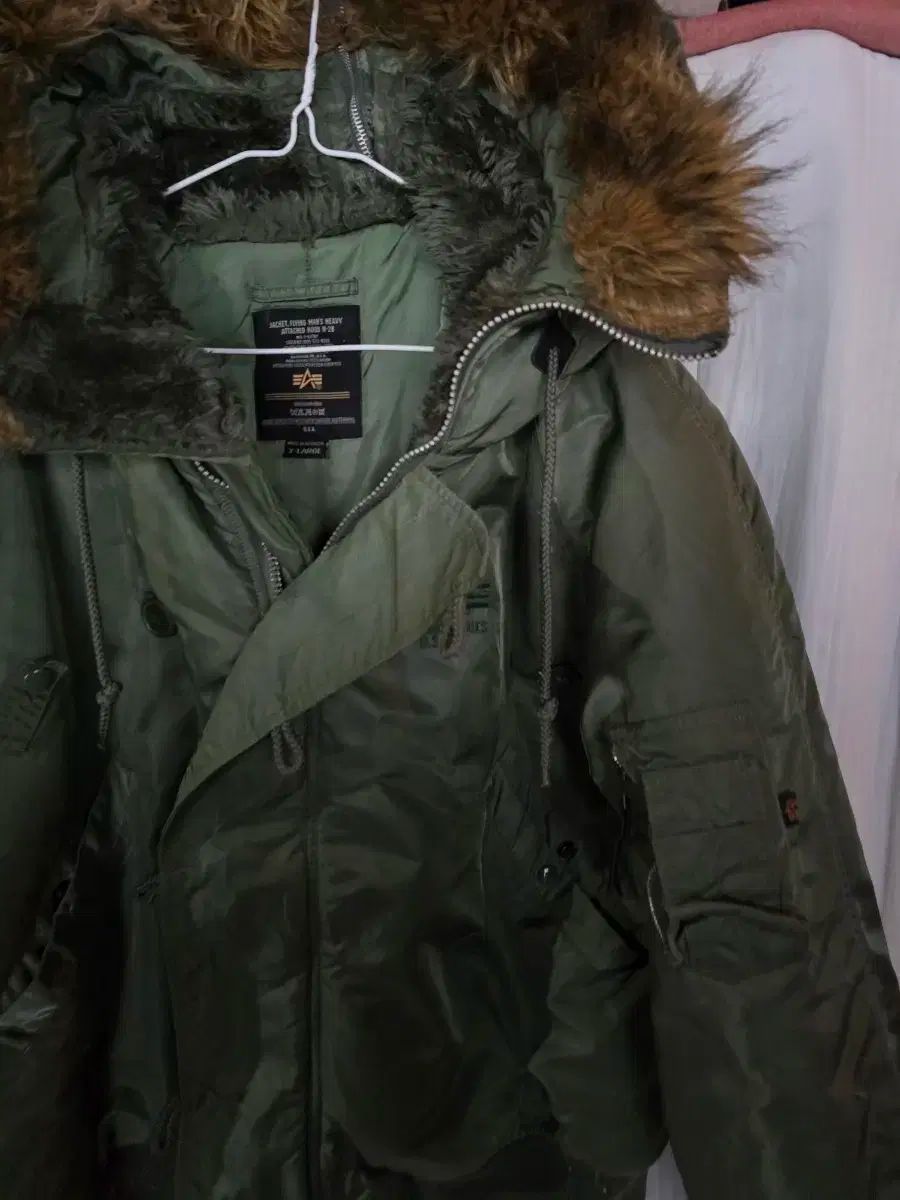 ALPHA INDUSTRIES(アルファ インダストリーズ) N2B MA-1ジャンパー - メルカリ