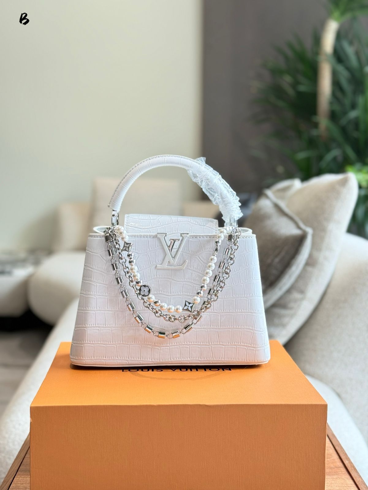 【今日特価】LV Capucines Crocodile Embossed Calfskin Bag ルイ・ヴィトン カプシーヌ クロコダイル ...