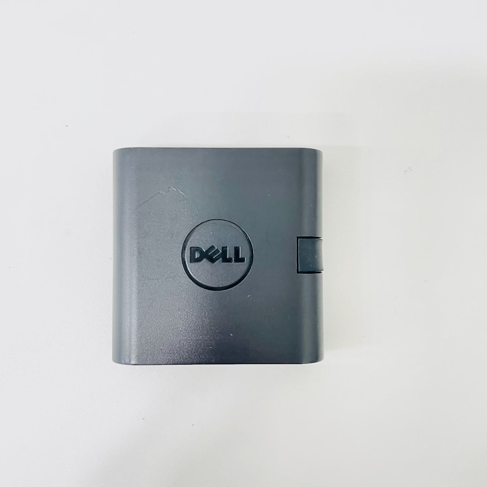 中古良品 Dell Adapter - USB-C to HDMI/VGA/Ethernet/USB 3.0 DA200 - メルカリ