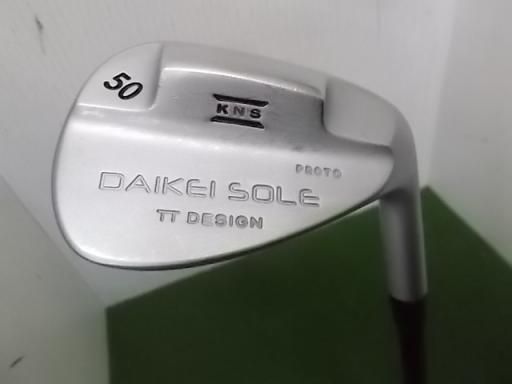 【中古】 特価メーカー KNSGOLF DAIKEI SOLE 50° ウェッジ WG リシャフト (フレックスその他) メンズ 男性用 右利き 右用 Cランク ゴルフクラブ - メルカリ