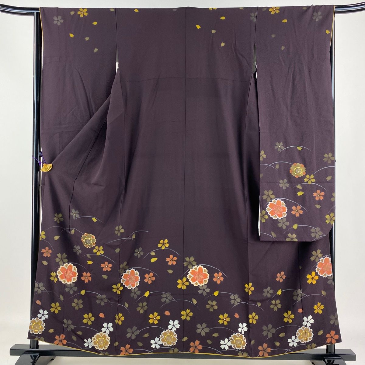 振袖 身丈156cm 裄丈64.5cm M 袷 鈴乃屋 桜 桜の花びら 金彩 濃紫 正絹 秀品 【中古】 - メルカリ