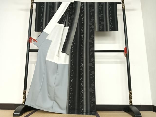 平和屋着物○極上 結城紬 奥順 はたおり娘 80亀甲 雪輪重ね文 夜桜