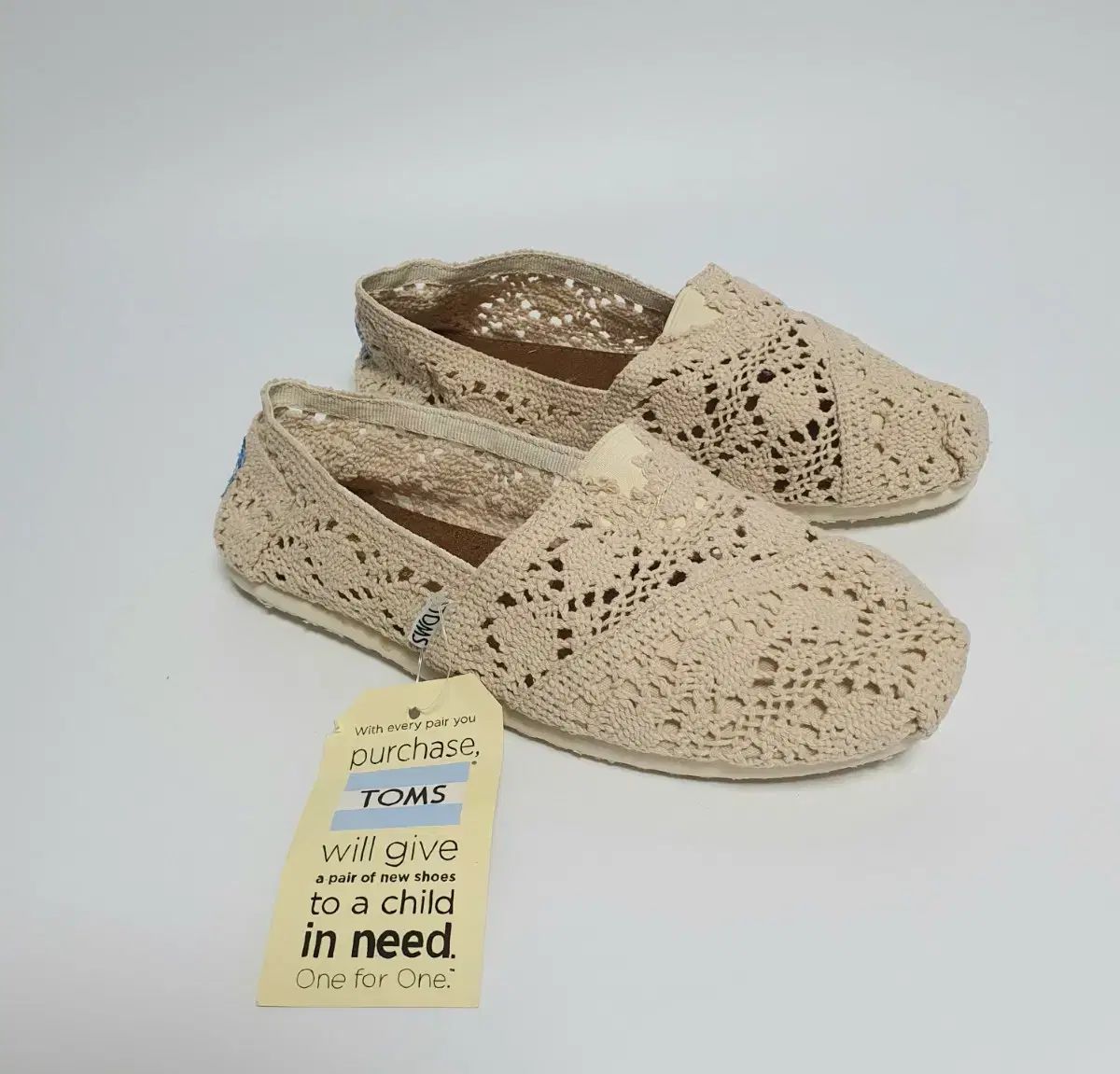 Tom ' s TOMS(トムス) 正規品 メッシュ かぎ針編み レース スリッポン 39 250 - メルカリ
