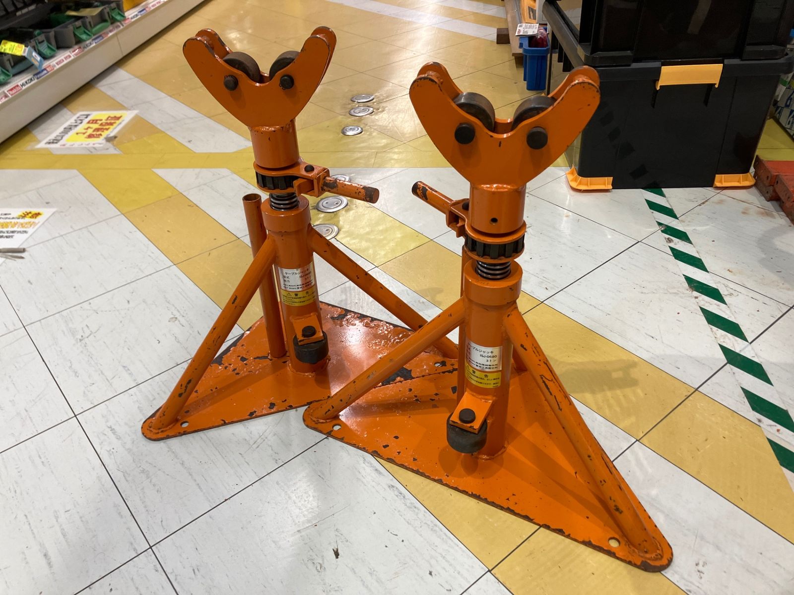 送料無料！【中古品】 育良精機 ケーブルジャッキ ISJ-0680 能力 3TON 配電 電設工事 アクトツール富山店 ﾃｽ - メルカリ