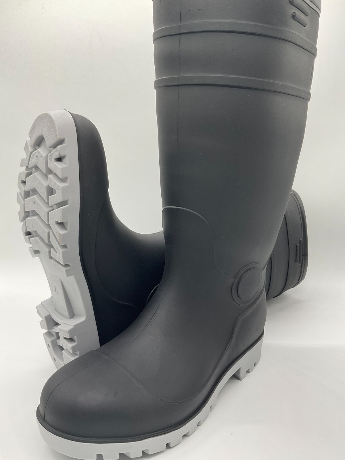 TPE安全長靴 つや消し黒 M〜3L 25〜28cm しなやか軽量 ロング丈セーフティブーツ 鋼鉄先芯入り 防滑 抗菌 防臭 ブラック 土木建築 CB-325 マットブラック - メルカリ