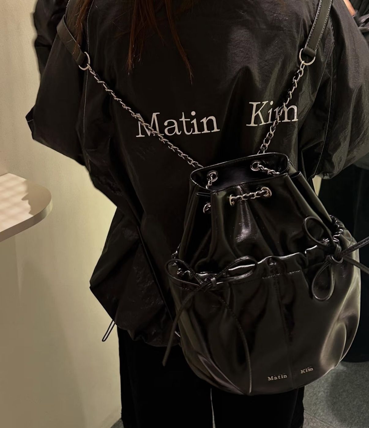 Matin Kim 新品 韓国 マーティンキム DRAW STRING RIBBON BACK Matin Kim 新品 韓国 マーティンキム DRAW STRING RIBBON BACK
