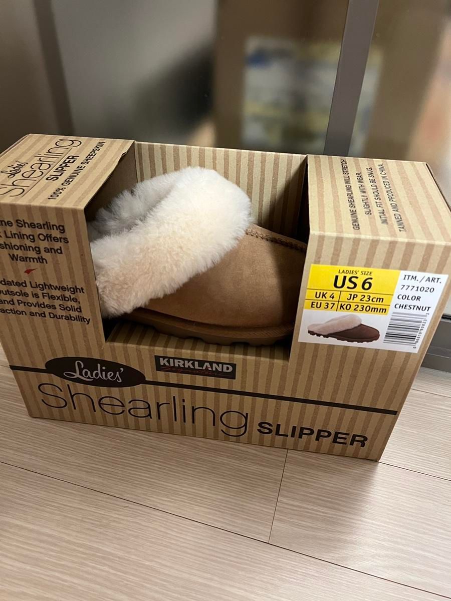 【Bunjang商品韓国直送】コストコ UGG(アグ) スリッパ 230 us6 新品 - メルカリ