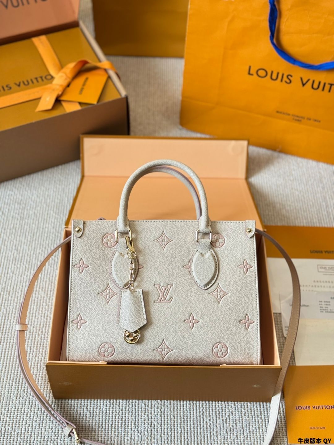 【今日特価】LV OnTheGo Tote Strawberry Milk（ルイヴィトン オンザゴー トート ストロベリーミルク）-WT0輸入 - メルカリ