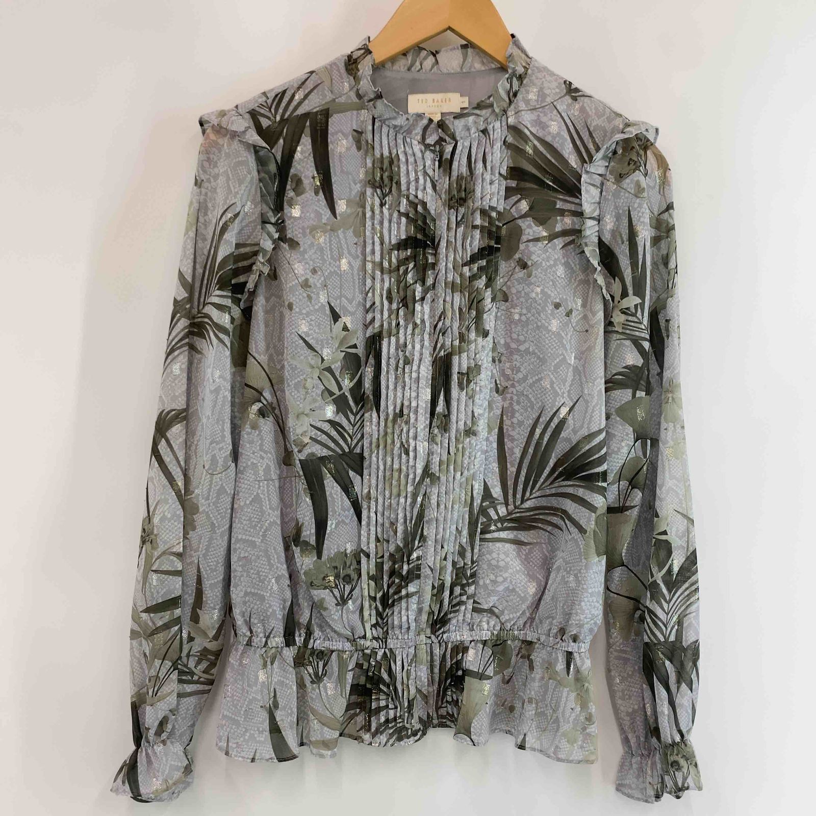 TED BAKER テッドベイカー レディース 長袖ブラウス ハーフジップ フリル襟 ライトグレー ボタニカル柄 - メルカリ