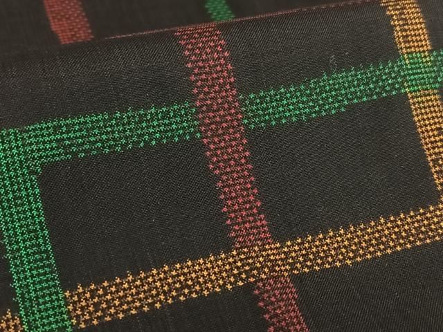 平和屋着物○本場大島紬 一元7マルキ 幾何学文様 黒地 正絹 逸品