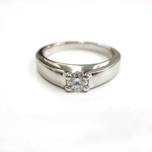 ブルガリ BVLGARI Pt950 6.0g 9号 ダイヤ 0.18ct グリフ リング 指輪 ジュエリー 箱付き 鑑定書付き - 河原宝飾三鷹店 - メルカリ