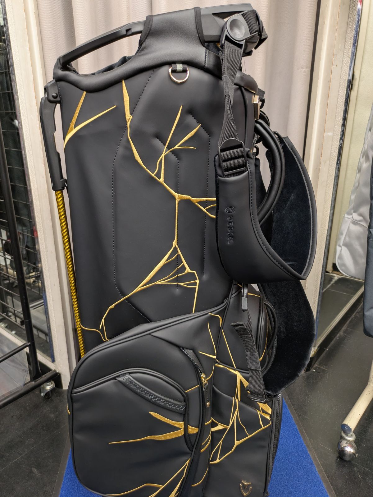 【新品未使用品】ベゼル VESSEL Player V Pro LE Stand Kintsugi 14分割 スタンドキャディバック USA直輸入（葛西店） - メルカリ