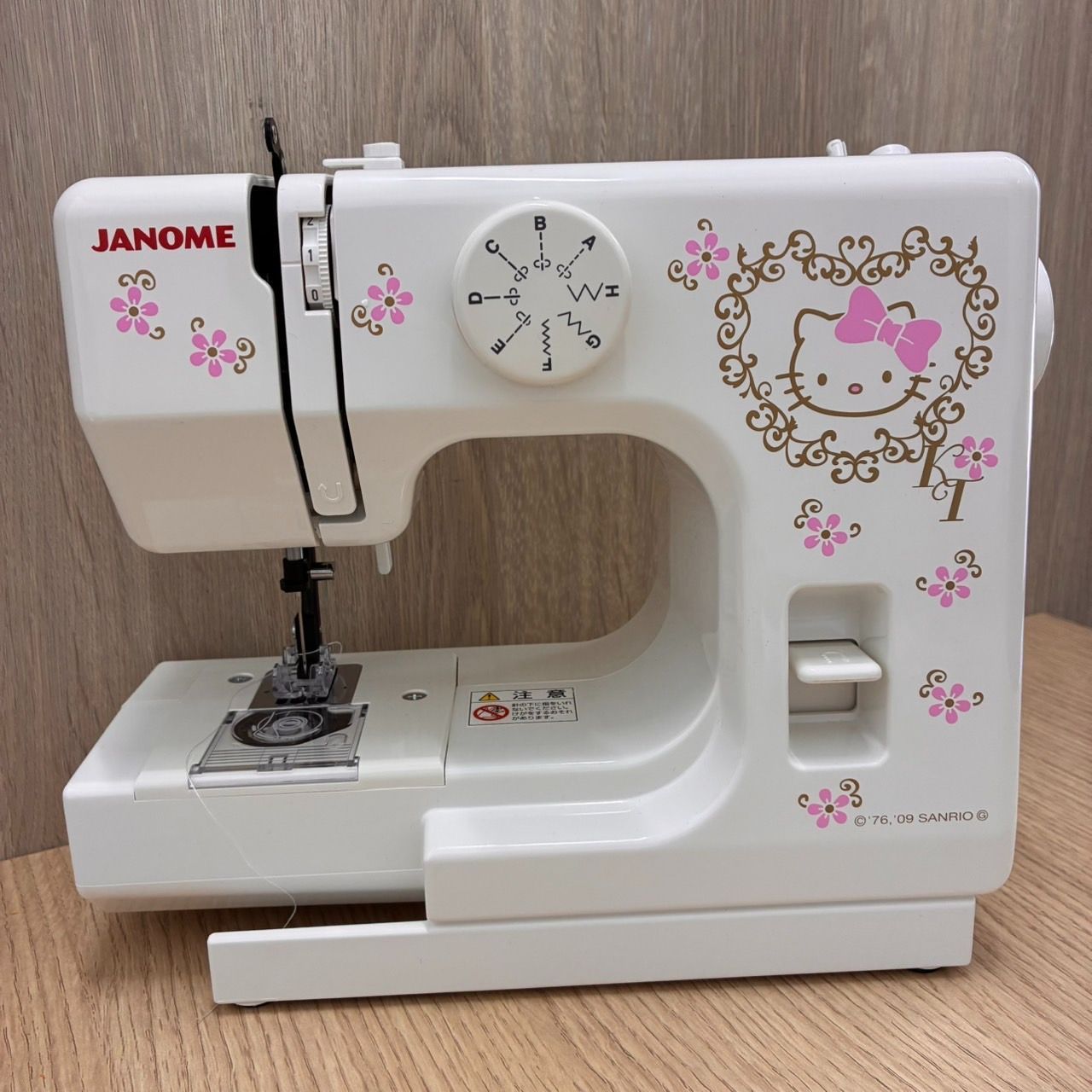 [Y0711]【通電動作確認済】JANOME ジャノメ サンリオ ハローキティ 電動ミシン 現状品 - メルカリ