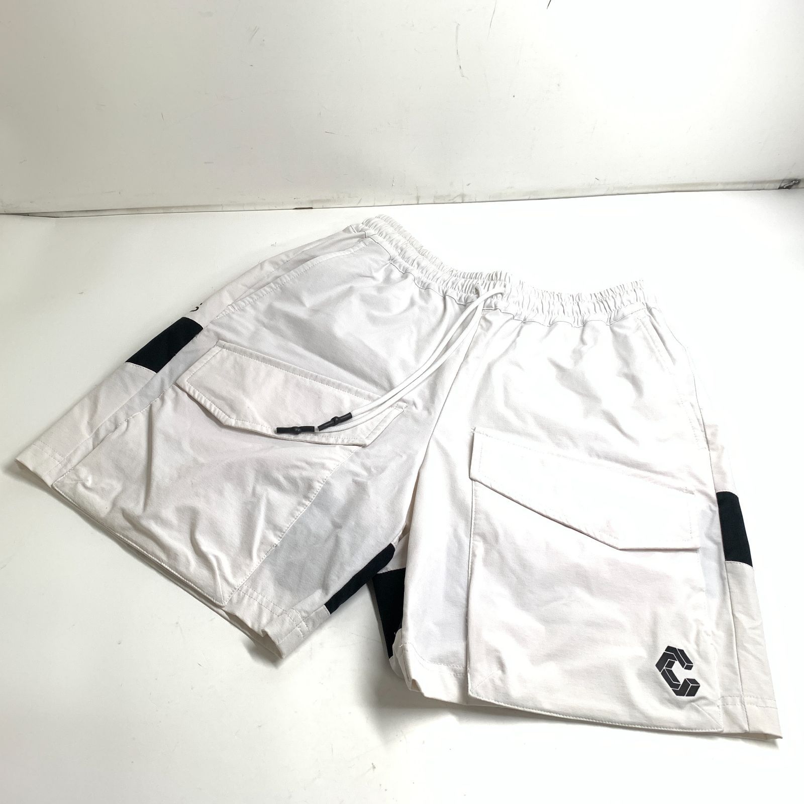 f001 G CRONOS 短パン トレーニング 白 サイズ36（S) CO4-HP-2409 - メルカリ