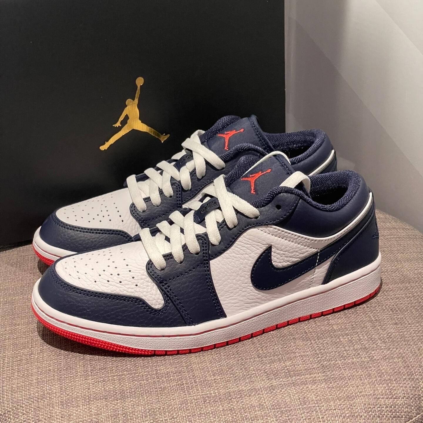 Nike ナイキ エアジョーダン1 ロー オブシディアン/エンバーグロー ナイキ 553558-481 メンズ スニーカー ランニングシューズ ...