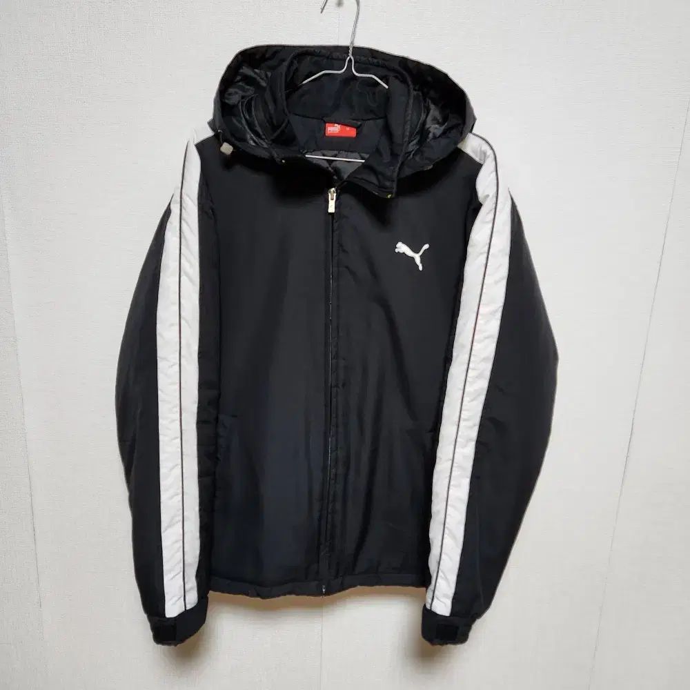 PUMA(プーマ) メンズ 冬 フードジャケット 95M @ 9935 - メルカリ