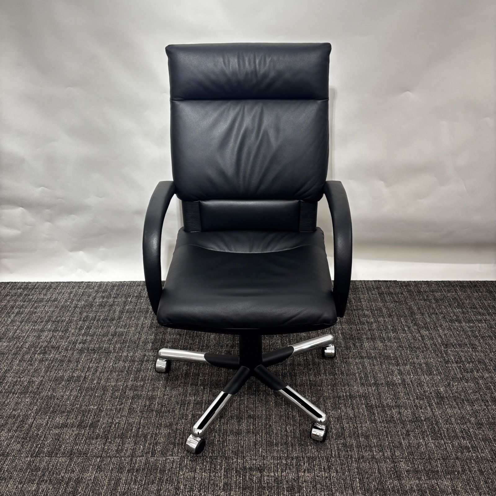 【希少】Vitra ヴィトラ Imago Chair｜美しい曲線美の名作チェア アーム付き 正規品 - メルカリ