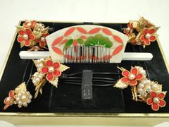 平和屋着物○本場大島紬 泥染め 9マルキ 草花文 正絹 逸品 AAAU8476zg