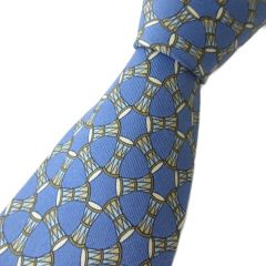 【中古】エルメス HERMES 7617TA シルク100 総柄 ネクタイ ブルー  メンズ エルメス HERMES 7617TA シルク100 総柄 ネクタイ ブルー - メルカリ