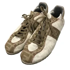 2025年最新】Fendi スニーカーの人気アイテム - メルカリ